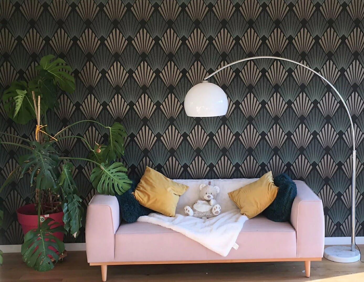 How to install wallpaper with ease to renovate your house - AZ Big Media