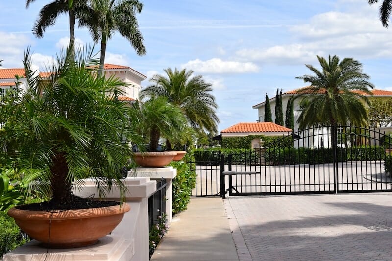 Benefits of living in a gated community - AZ Big Media