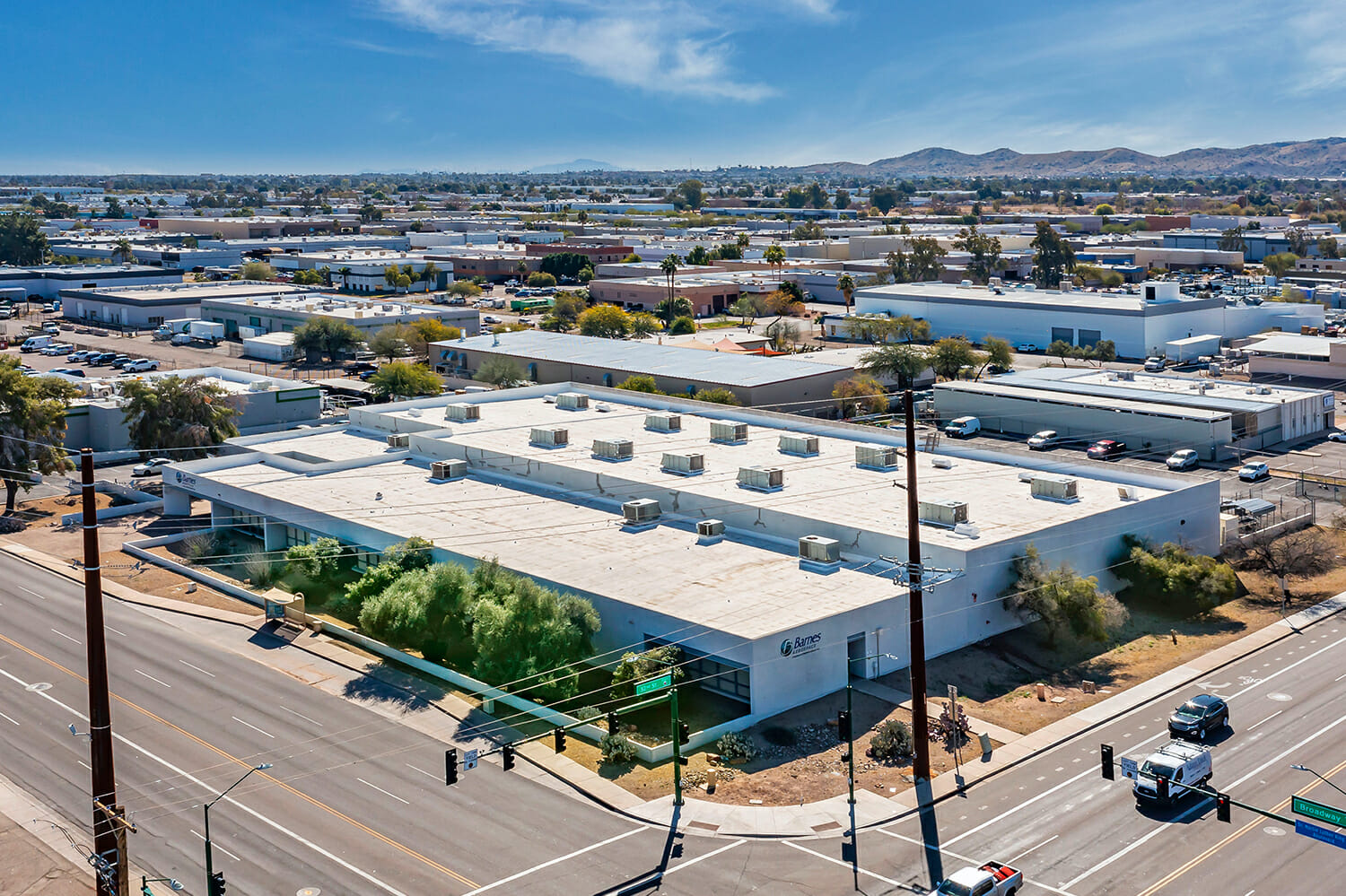 CBRE Brokers $8.5M sale of industrial building in Phoenix - AZ Big Media